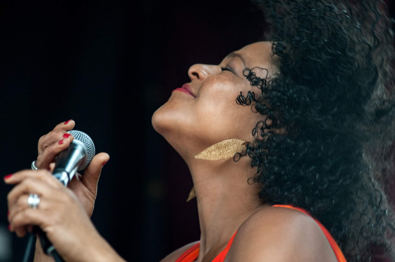 Laura Carbone – Women of the Blues Foundation Inc.